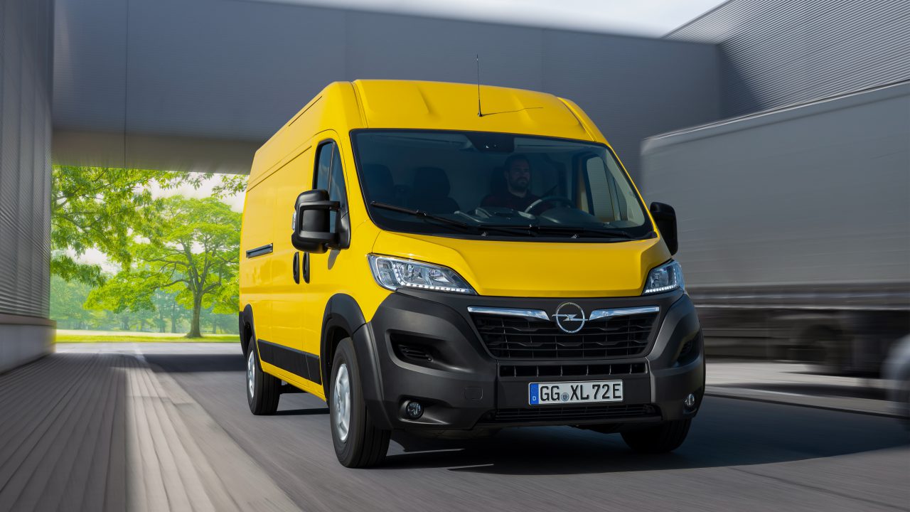 Movano-e, here comes the first Opel BEV in the large van segment