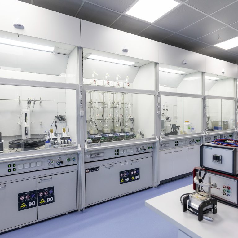 Volkswagen opens modern lab for battery cells in Germany