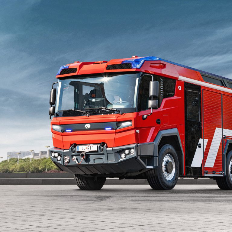 Switzerland, first fleet order for Rosenbauer RT electric fire trucks