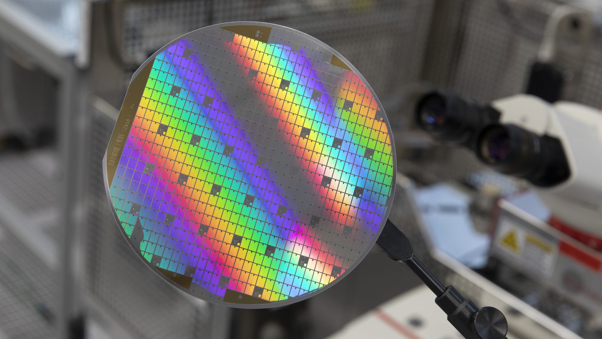 The importance of a European supply chain for semiconductors. Bosch to ...