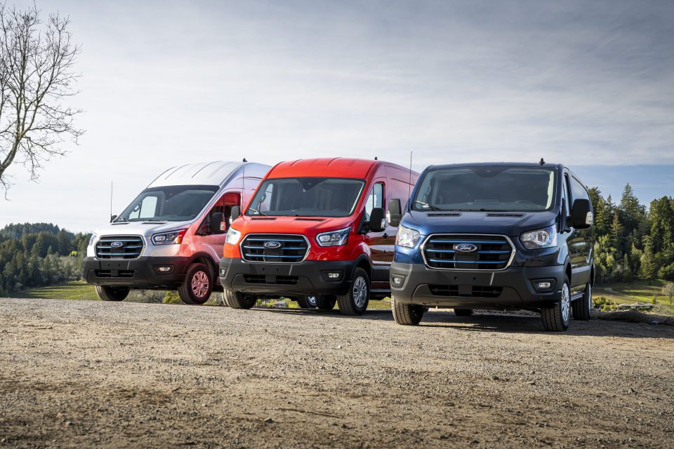 America likes Ford E-Transit: orders for 10,000 electric vans from more ...
