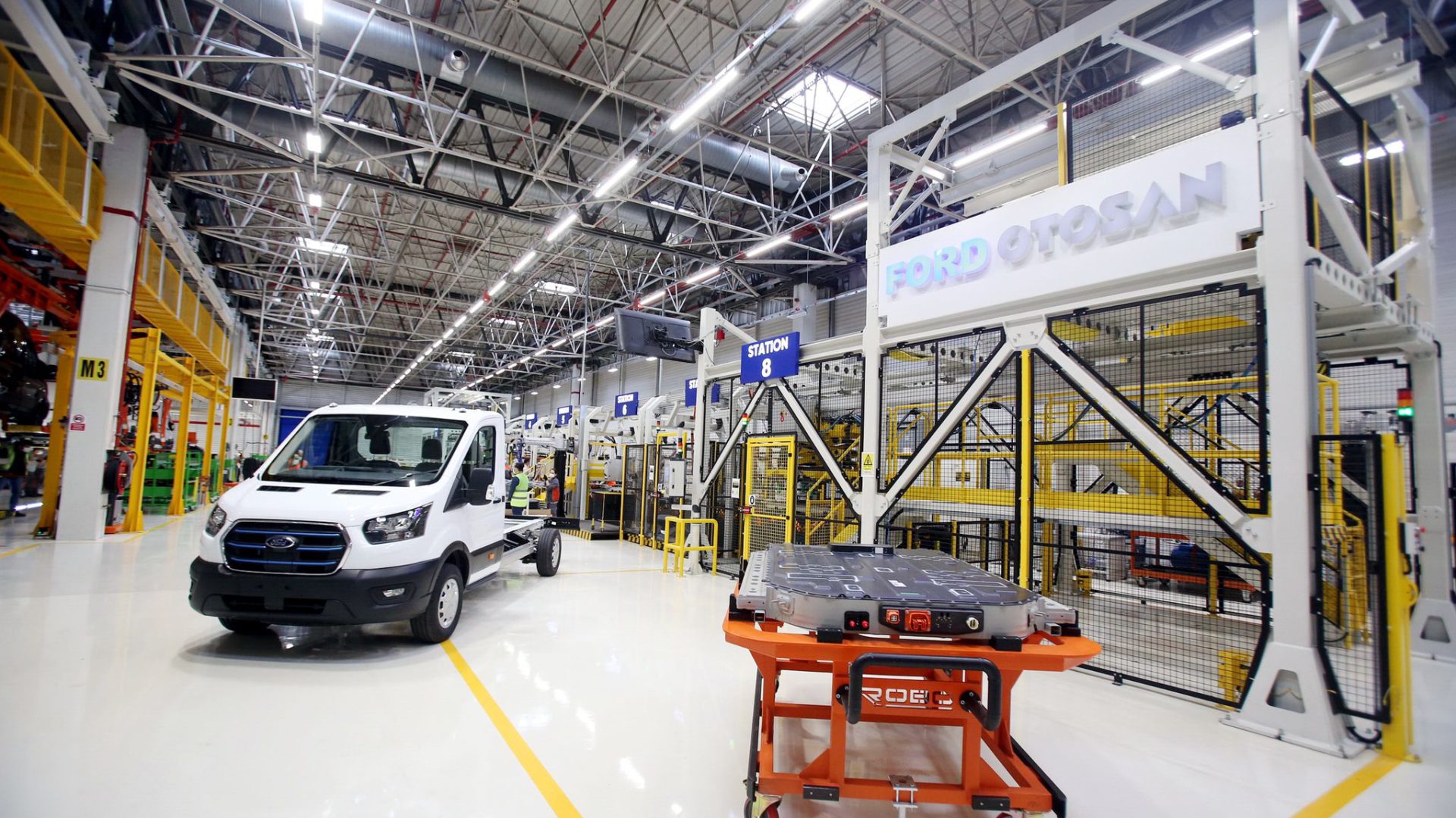 Ford is producing E-Transit vans in Kocaeli, Turkey. More than 5,000 ...