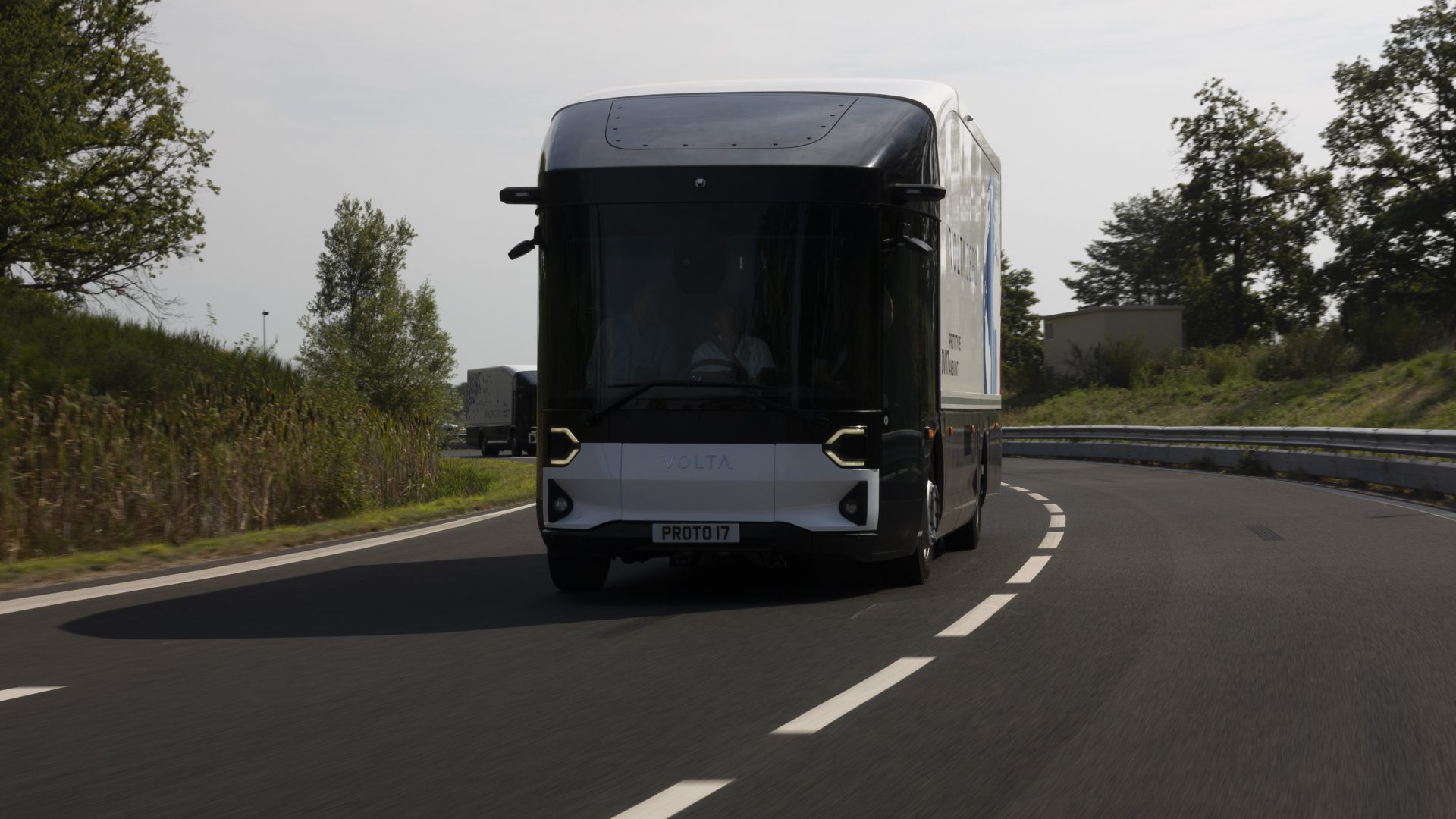 On board the Volta Zero, the electric truck that wants to turn last ...