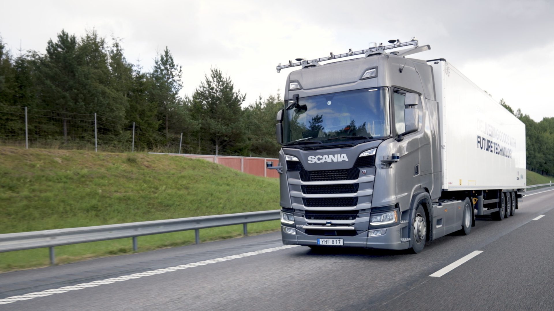 Scania to put autonomous truck carrying commercial goods on public ...