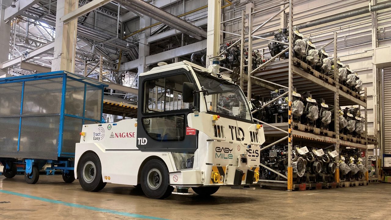 Mitsubishi FUSO trials driverless tow tractor, together with EasyMile ...