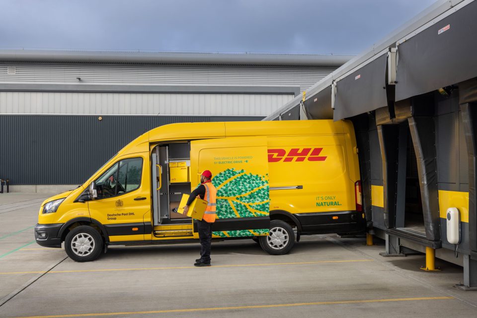 Ford Pro and DHL Group sign MoU: 2,000 E-Transit vans delivered by the ...