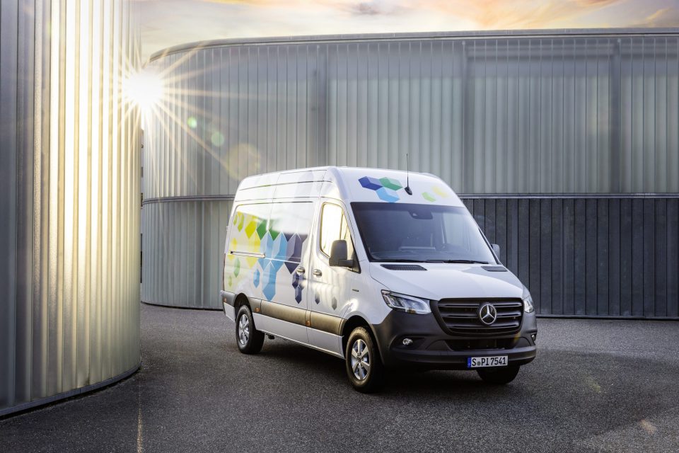 Mercedes-Benz eSprinter: the new release in the second half of the year