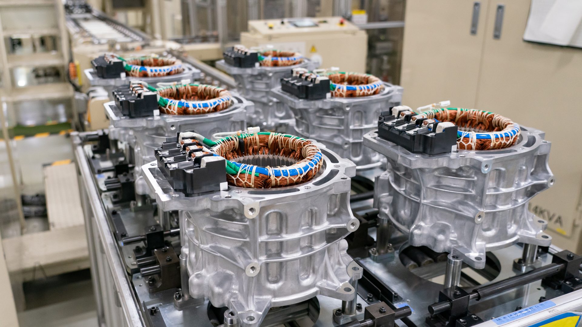 E-powertrain, Nissan reveals innovative modular approach for EVs and e ...
