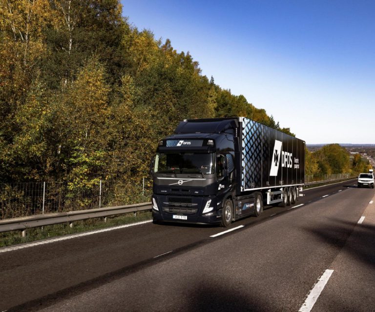 E-truck delivery: 20 Volvo Trucks FM Electric headed to DFDS in Gothenburg
