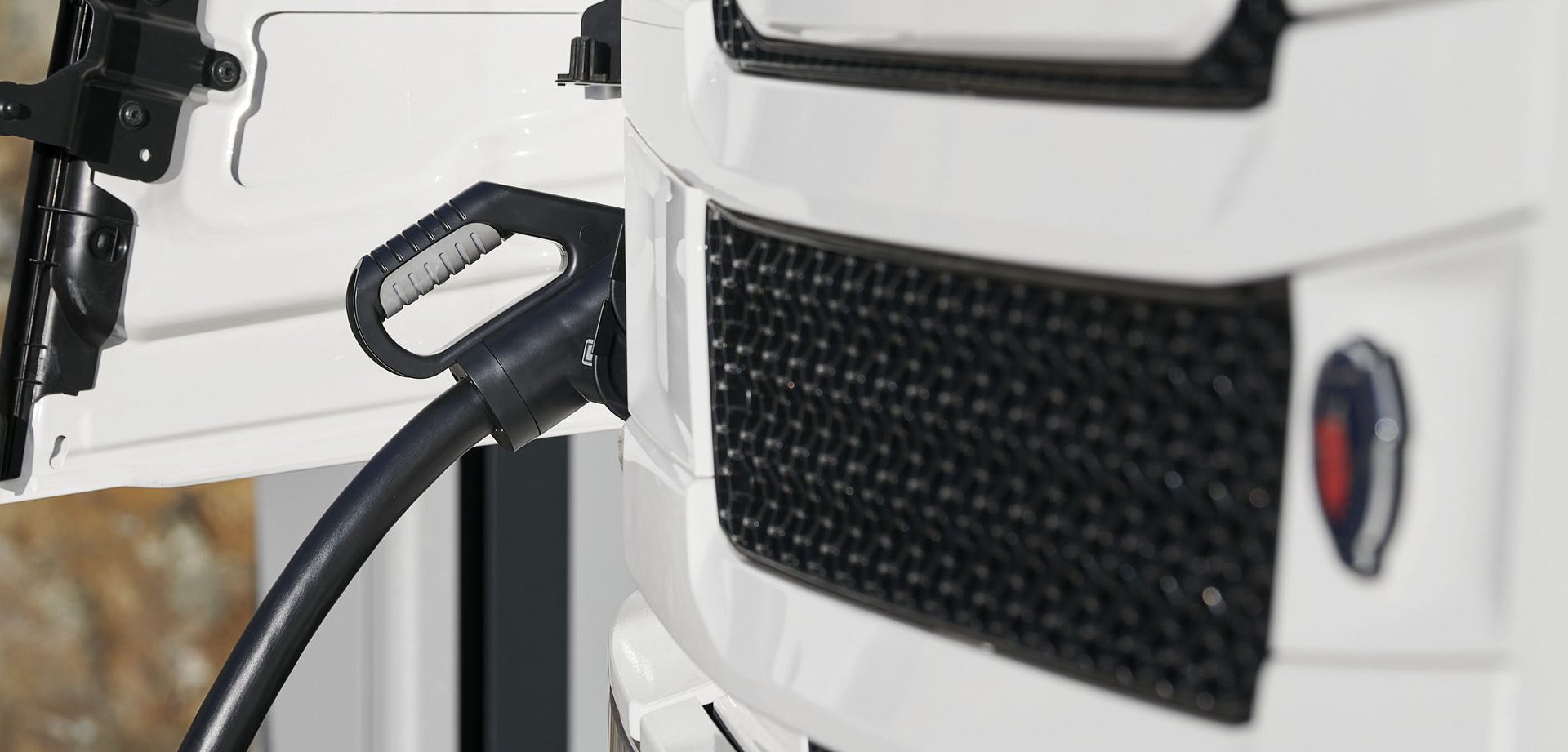 Five high-power truck charging stations may be built in France. A ... Five high-power truck charging stations may be built in France. A ...