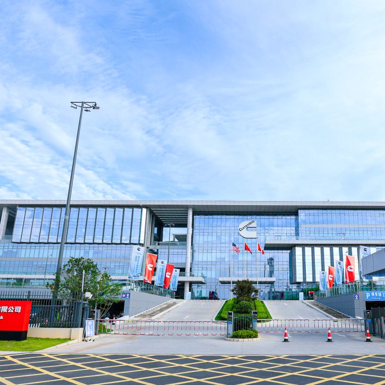 Cummins completes the acquisition of two Faurecia commercial vehicle ...