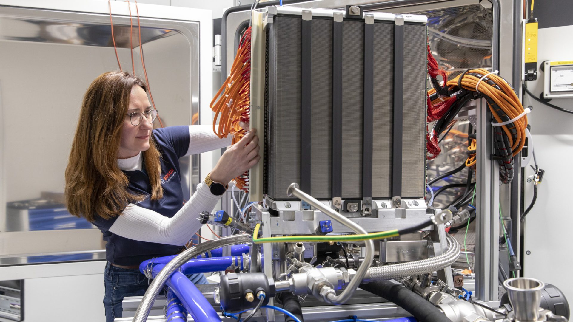 Here's how Bosch plans to make fuel cell stacks less expensive in the ...