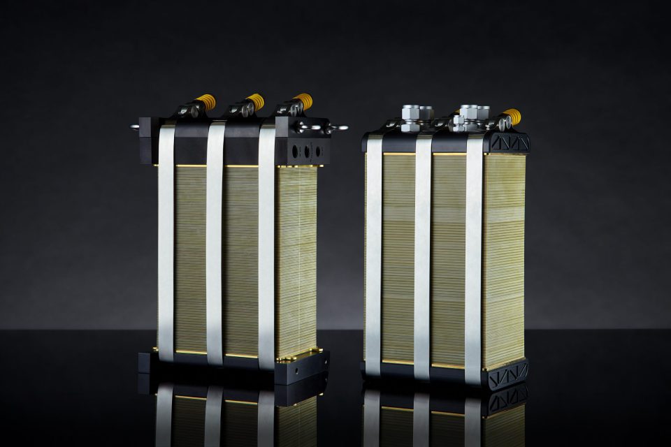 How to make fuel cell stacks less expensive? UK-based Bramble Energy ...