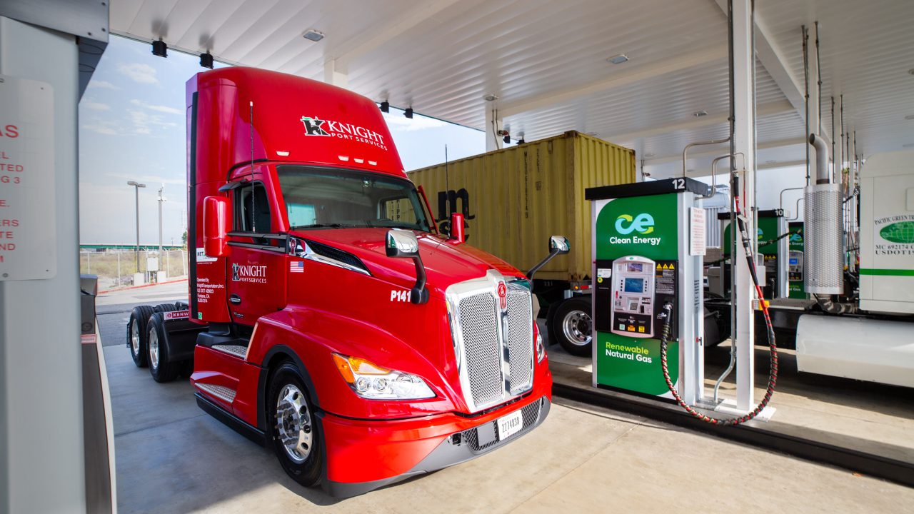 Cummins' new X15N natural gas engine (to be launched in 2024) tested on ...