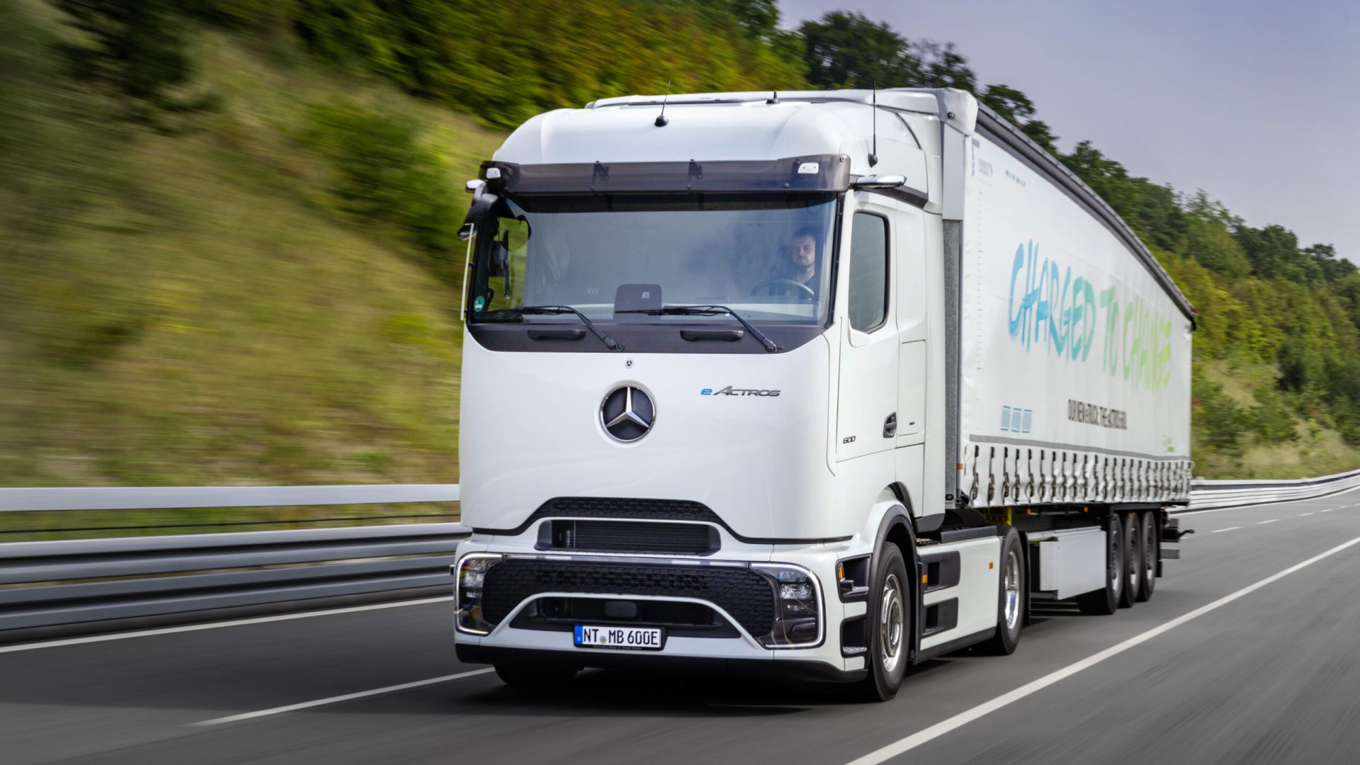 E-mobility, Daimler Truck puts consulting, hardware and digital service ...