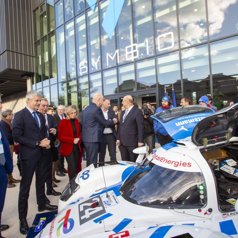 50,000 fuel cell systems a year. Symbio's first gigafactory SymphonHy ...