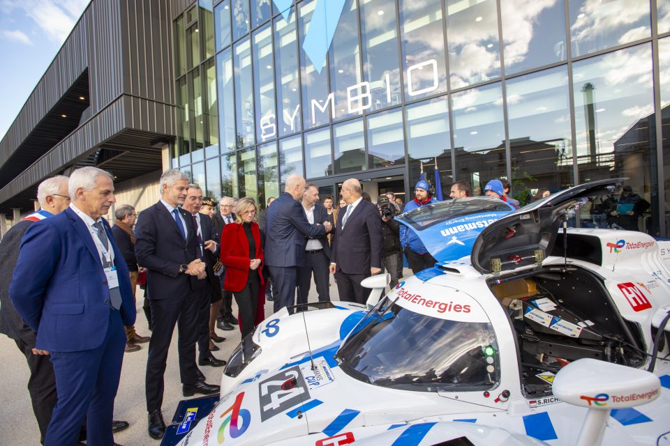 50,000 fuel cell systems a year. Symbio's first gigafactory SymphonHy ...