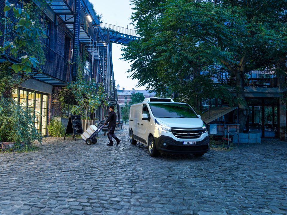 Electric refrigeration for LCVs, Thermo King officially starts ...