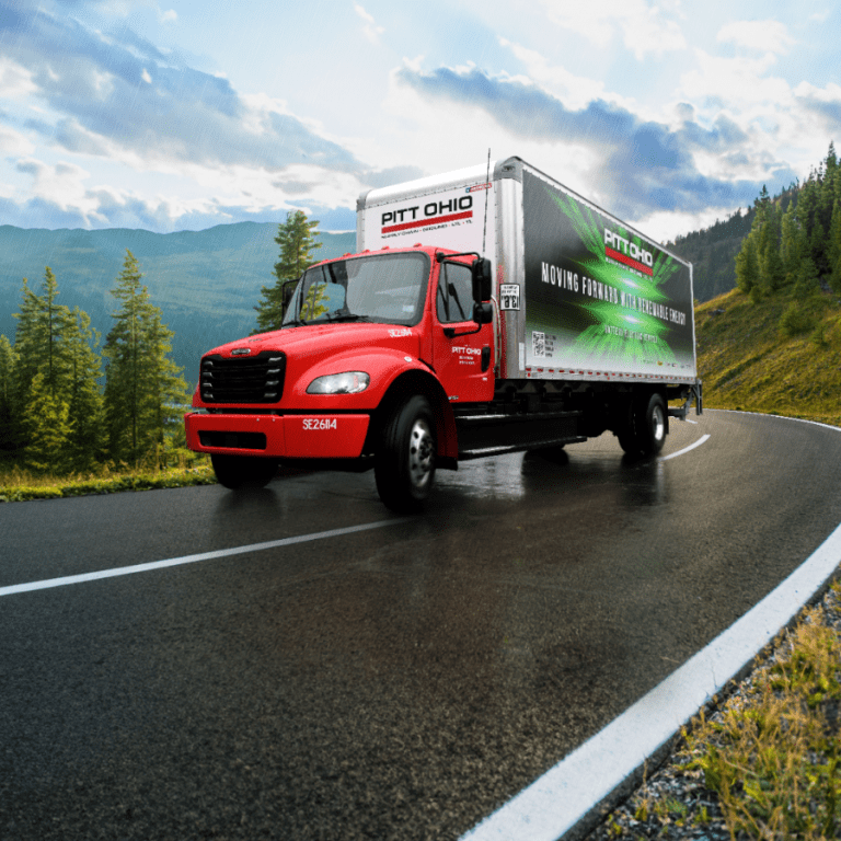 Daimler Truck North America delivers the very first Freightliner eM2 ...