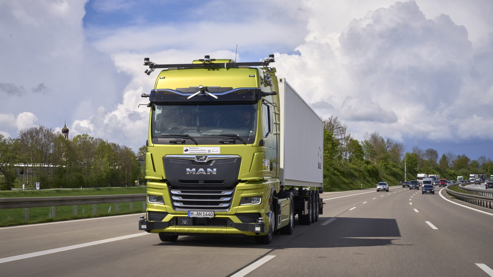 MAN tests first autonomous truck on the motorway in Germany