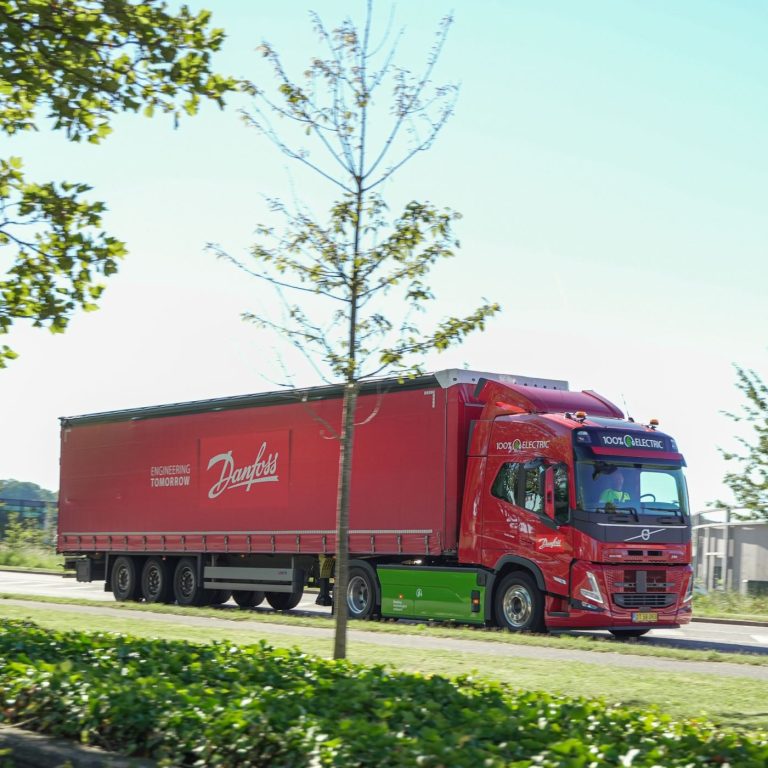 Danfoss 20-ton electric truck on the road, from Denmark to Le Mans (France)