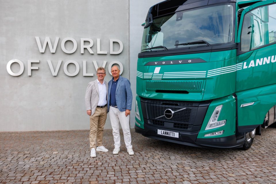 Italian logistics company Lannutti makes record order of 1,500 Volvo FH ...