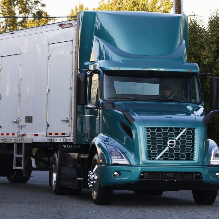 Volvo Trucks North America completes delivery of 70 Volvo VNR electric ...