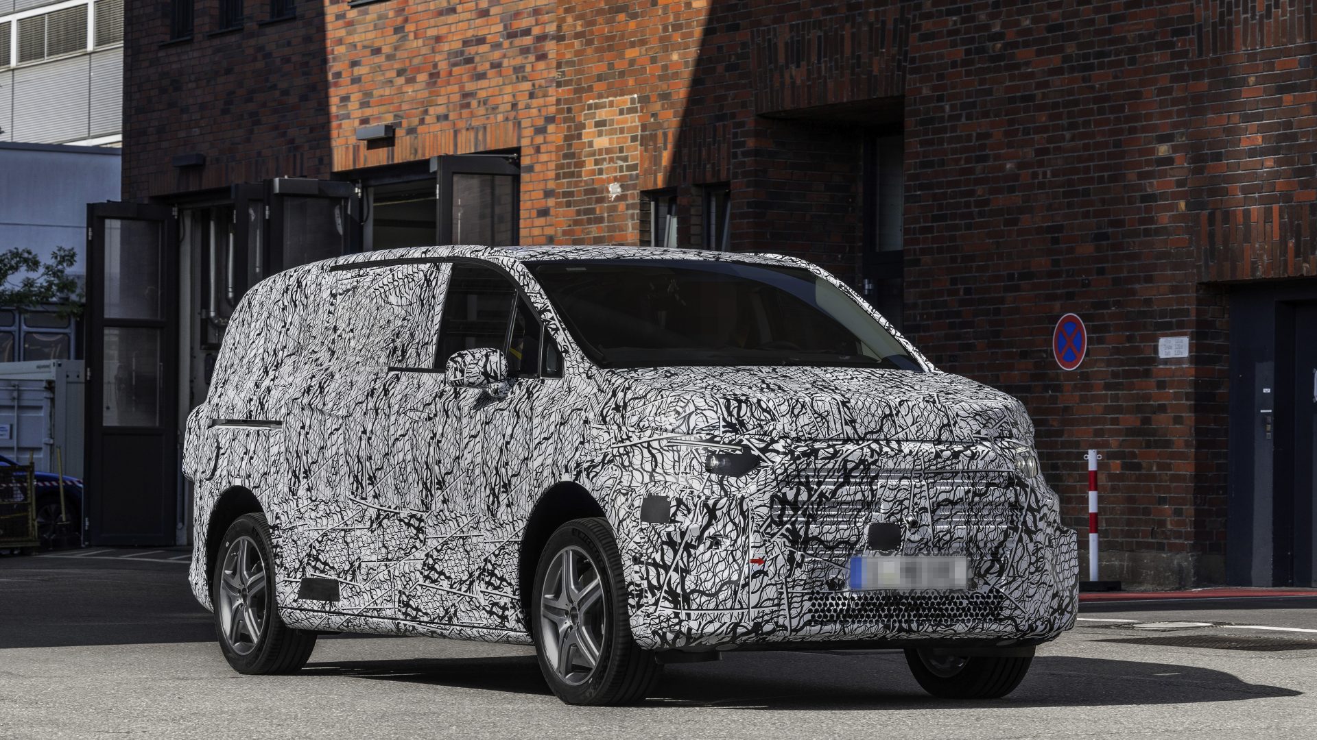 Electric vans, Mercedes-Benz is testing the first prototypes with the ...