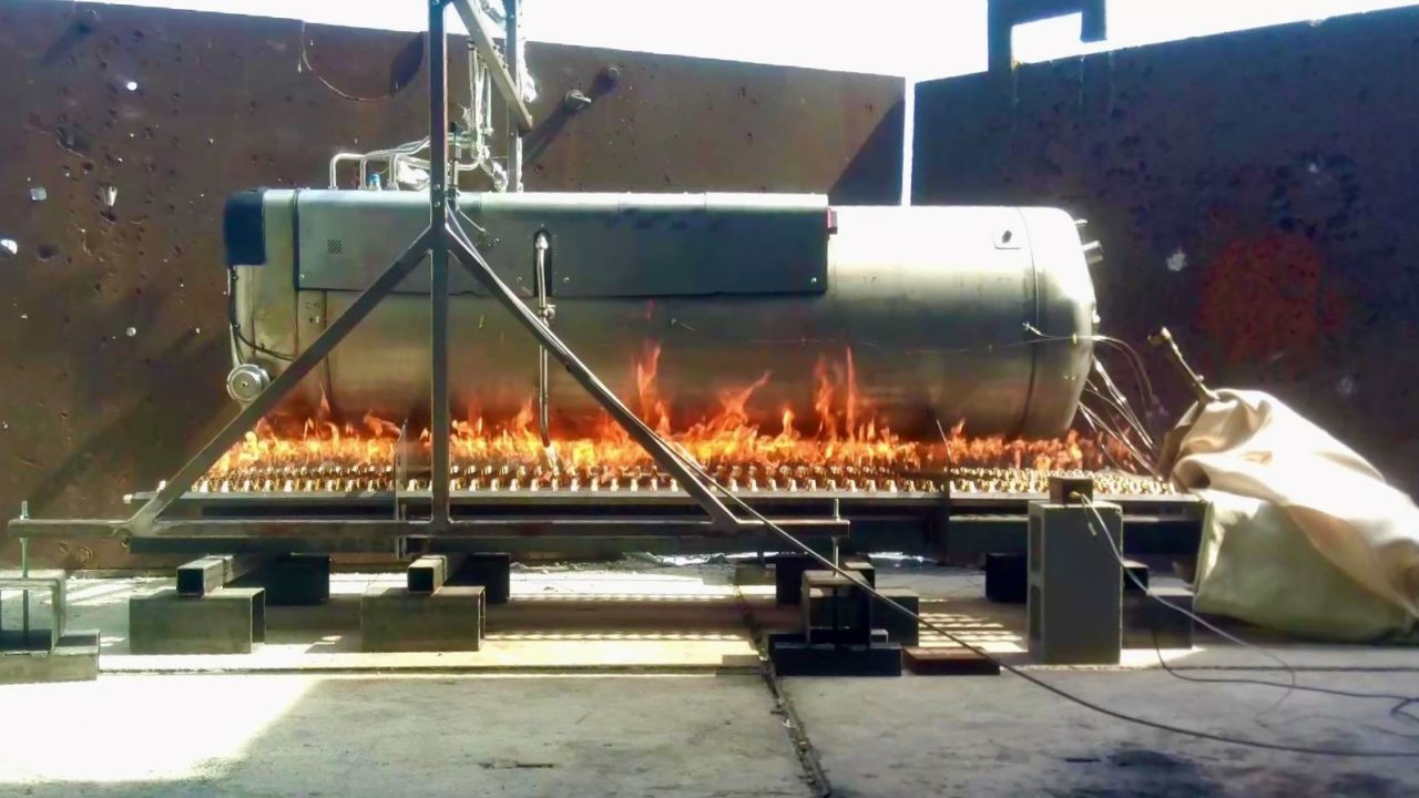 Hydrogen, the SAG LH2 tank for trucks proven safe even in extreme ...