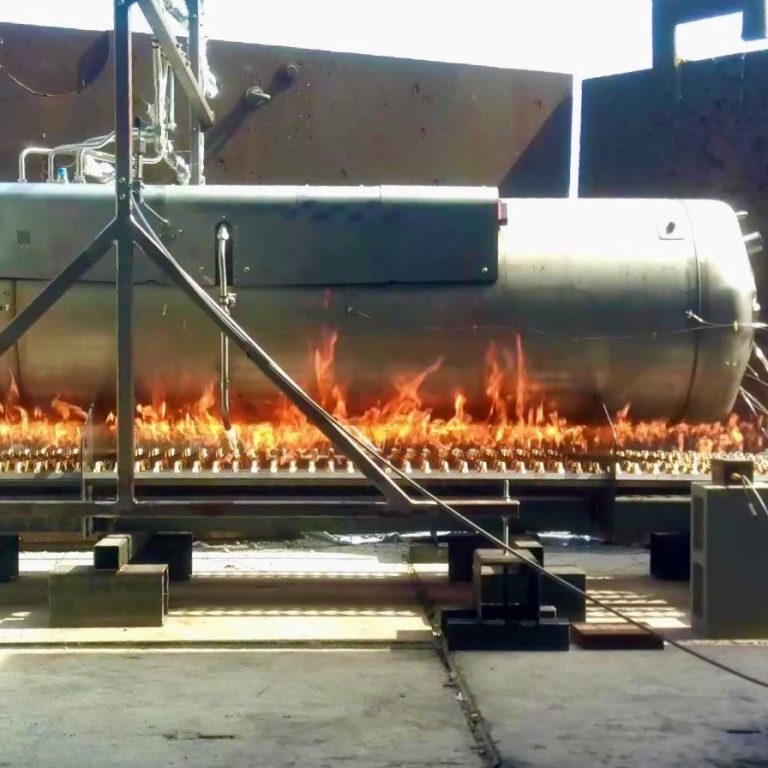 Hydrogen, the SAG LH2 tank for trucks proven safe even in extreme ...