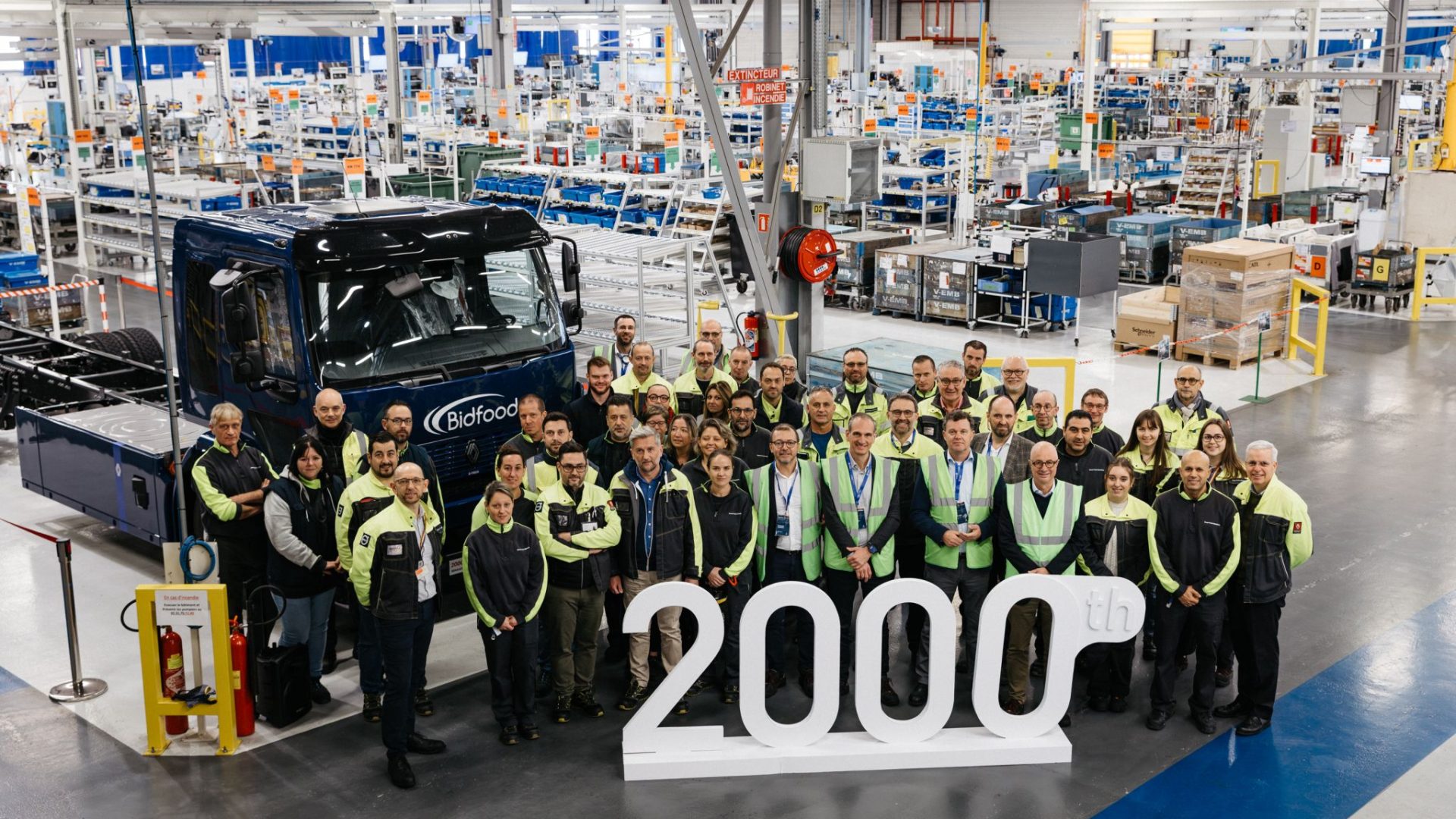 Renault Trucks rolls out its 2,000th electric truck from the Blainville ...