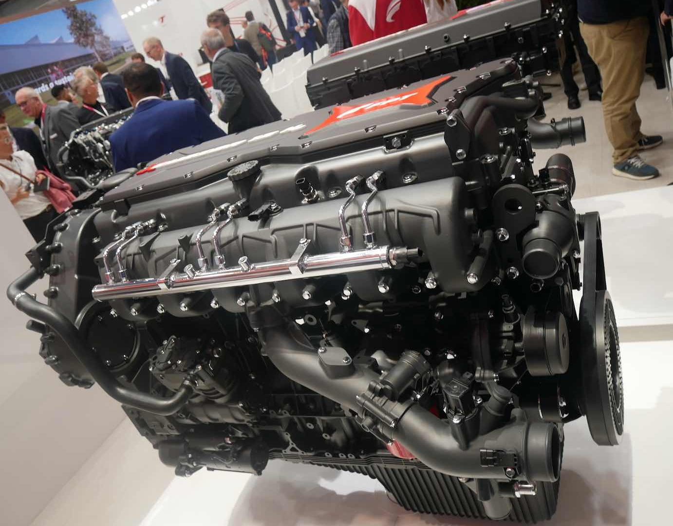 "ICEs as the bridge of energy transition". Behind FPT Industrial XCursor 13, awarded as ...