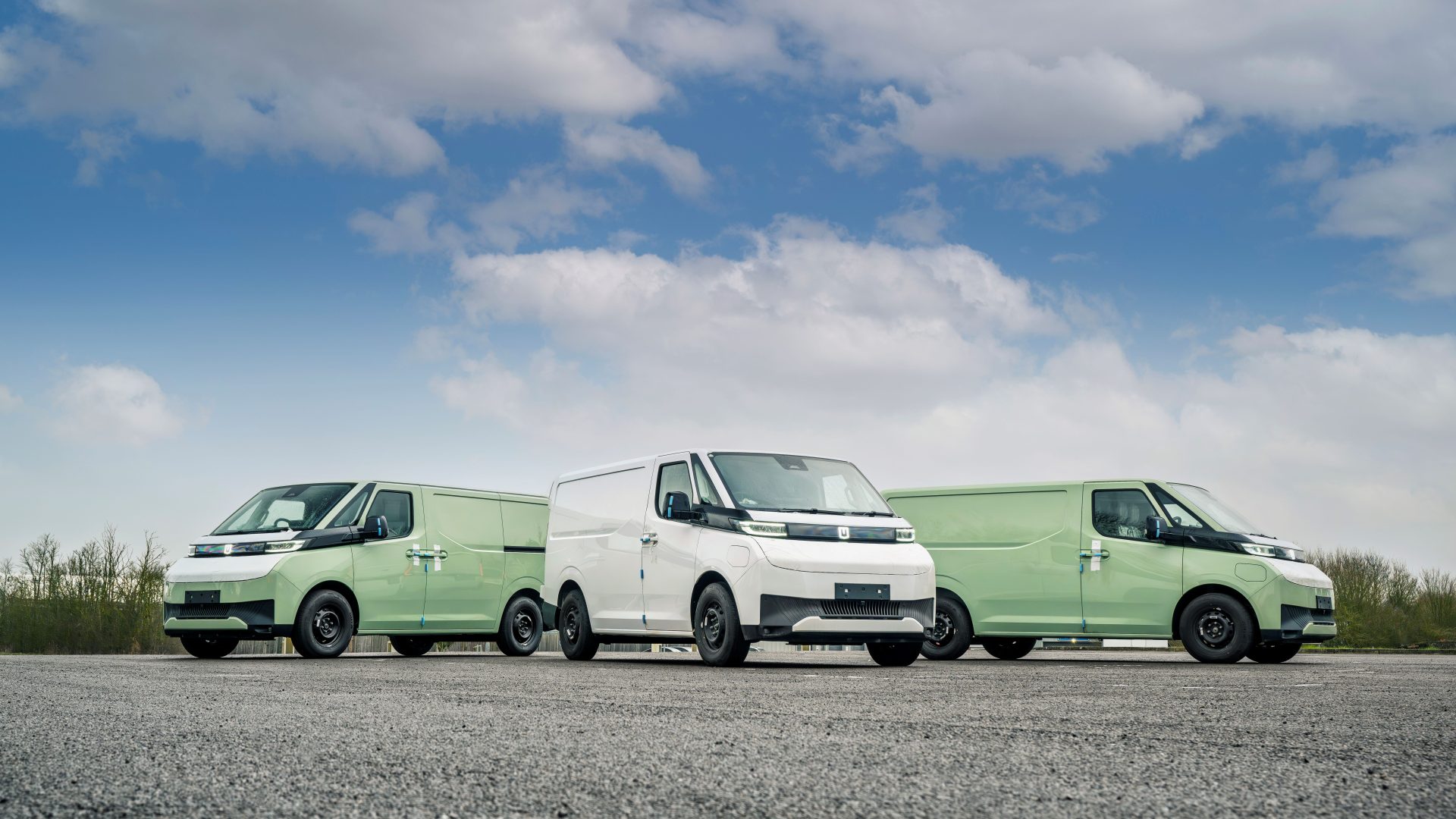 The very first batch of Farizon SV vans reached the UK. The e-vans will ...