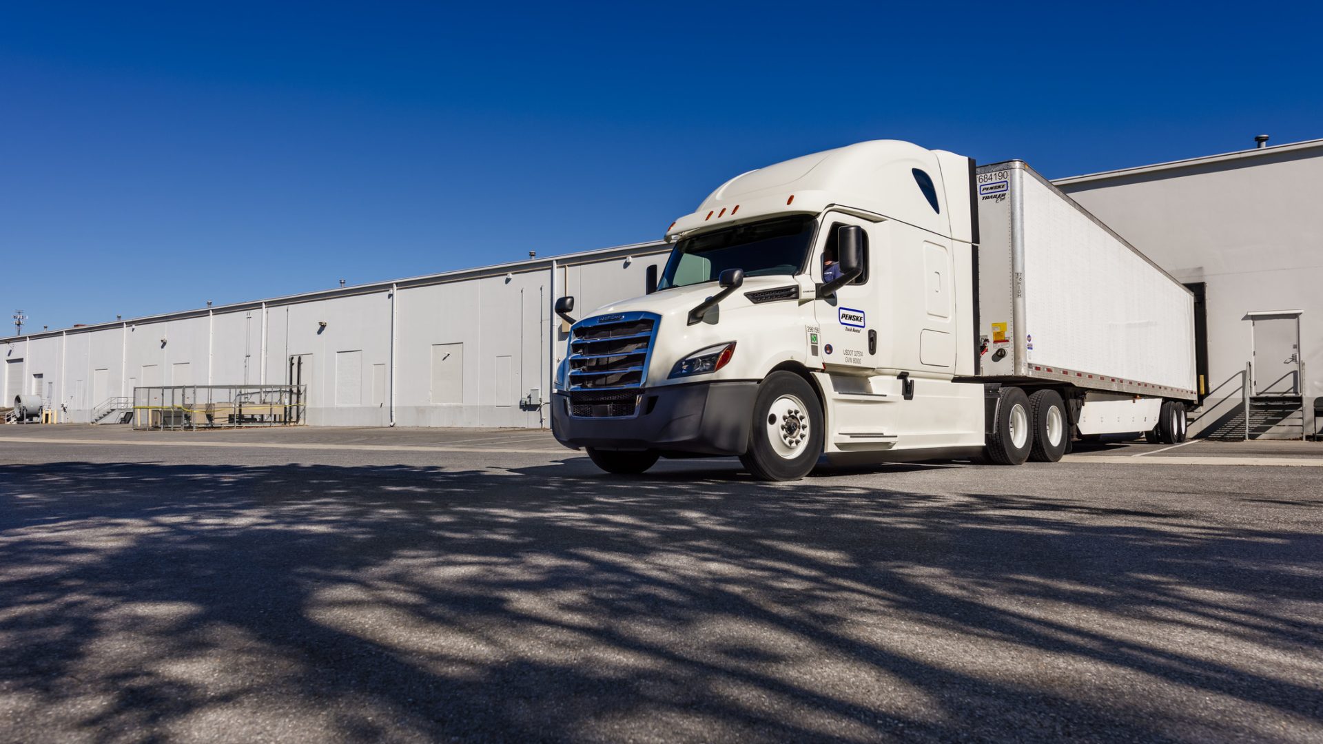 Penske Truck Leasing introduces next-gen AI platform for fleet managers