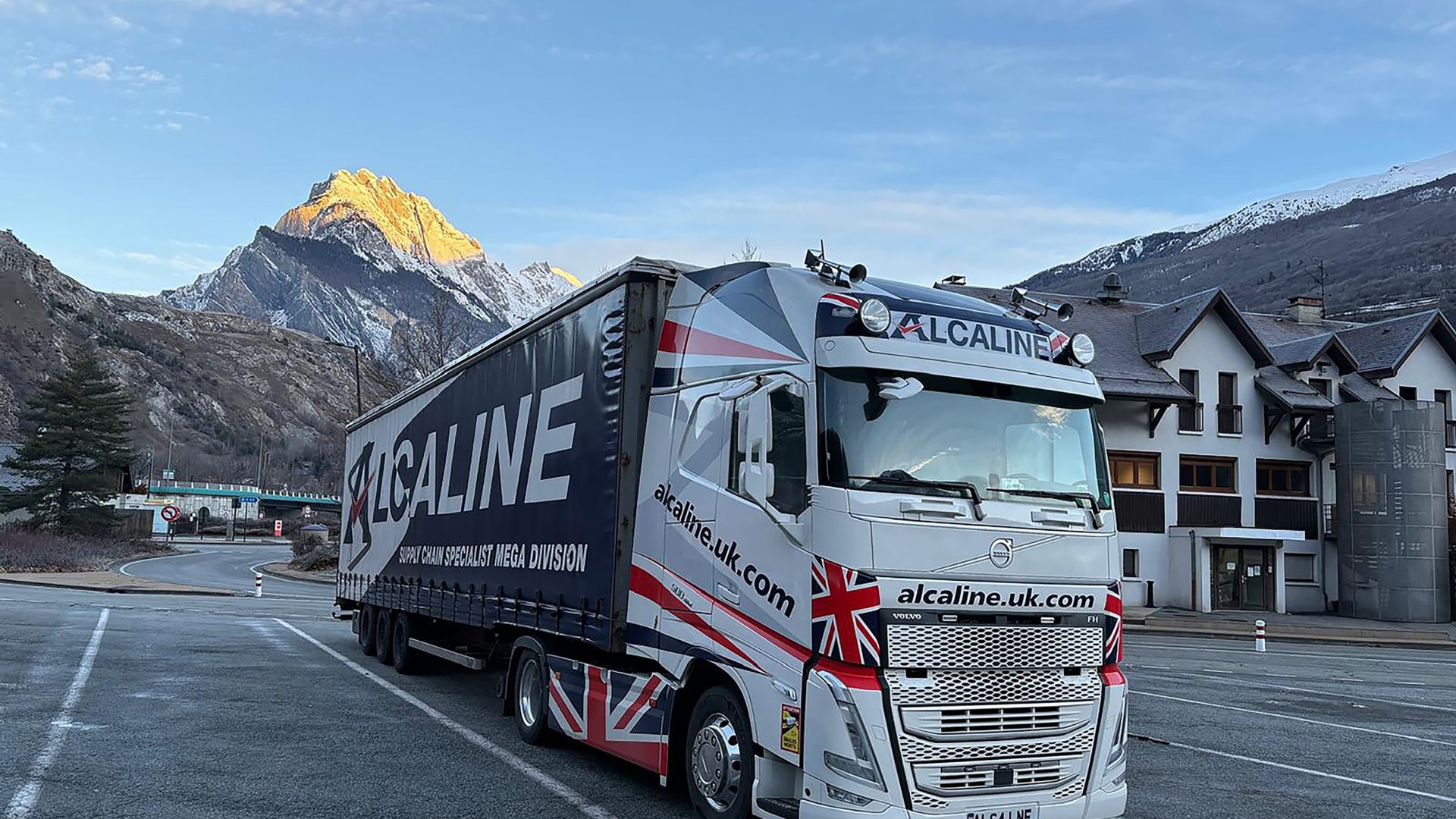 Advanced fleet management, Webfleet partners with British haulage ...