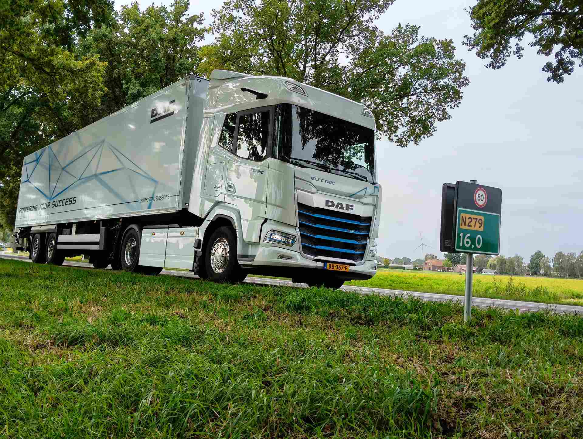 We tested in Eindhoven the brand-new range of DAF electric trucks
