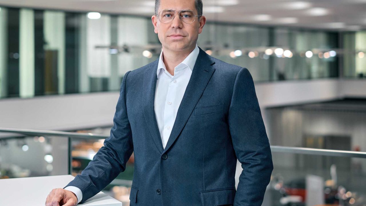 Mathias Miedreich to take over as ZF CEO, replacing current CEO Holger ...