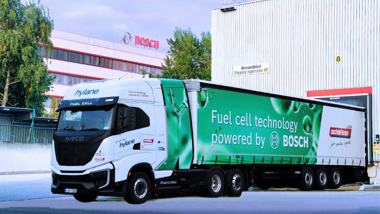 An IVECO hydrogen truck in Nuremberg with Bosch fuel cells