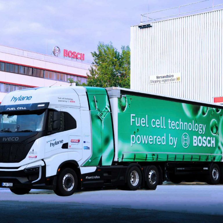 An IVECO hydrogen truck in Nuremberg with Bosch fuel cells