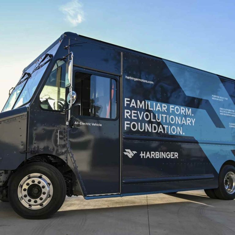 Harbinger medium-duty electric trucks are now available in Canada ...