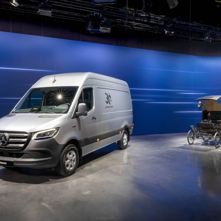 Mercedes provides a glimpse to the future of the Sprinter