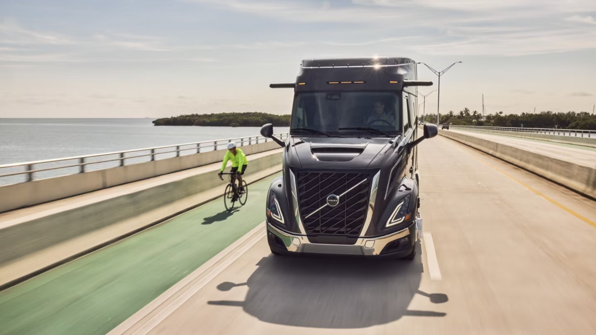Volvo starts production of new VNR regional truck