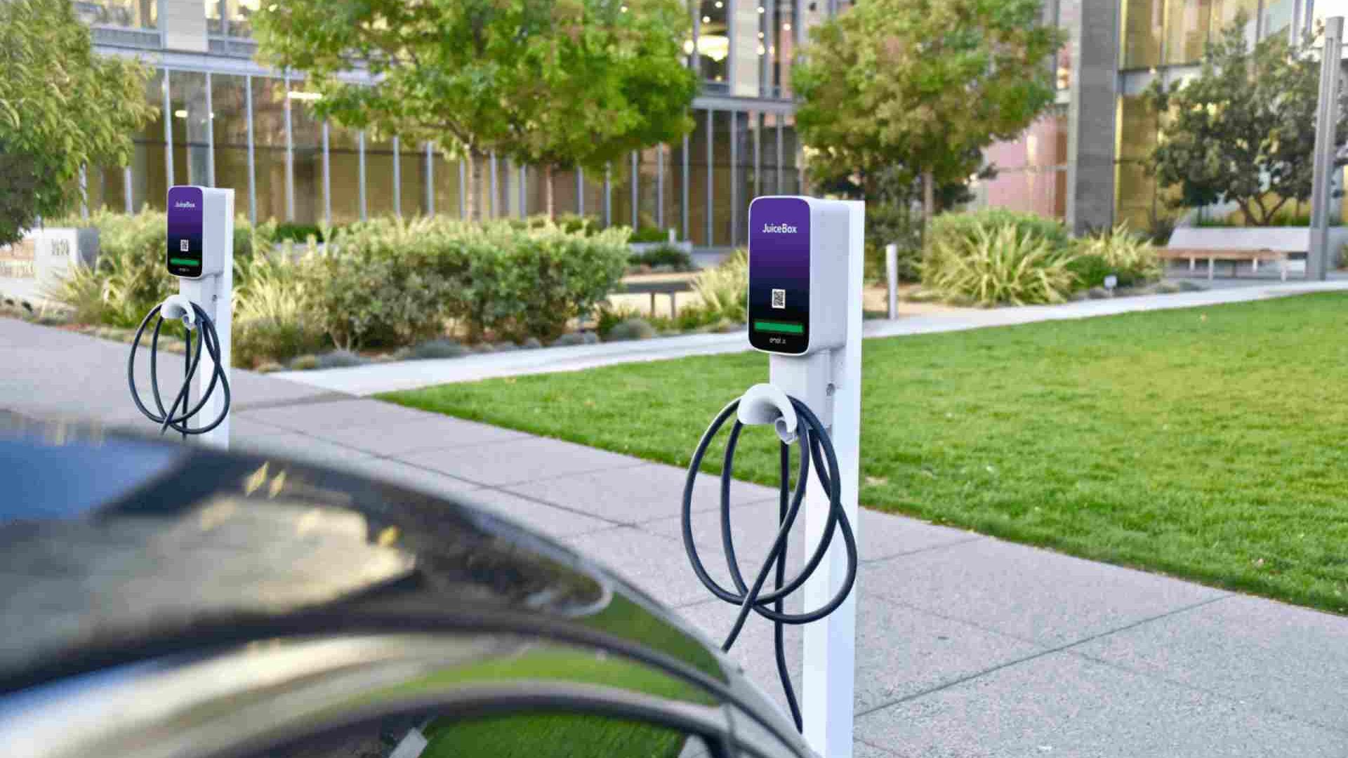 Italy, Enel has already installed over 3,700 charging stations